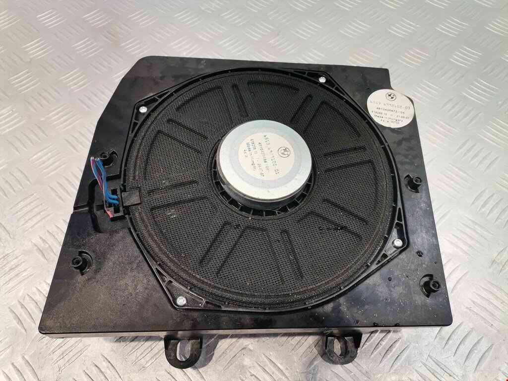 Сабвуфер BMW X3 (E83) 65136990102 арт. 1070928