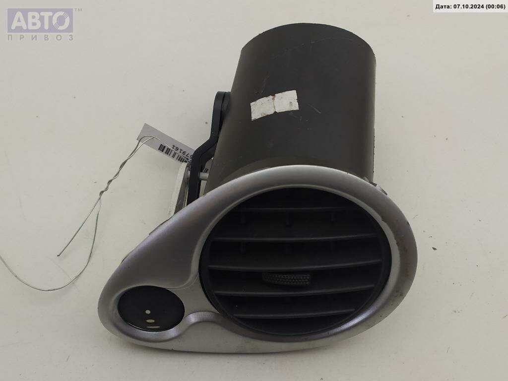 Дефлектор обдува салона Renault Clio 3 (2005-2012)