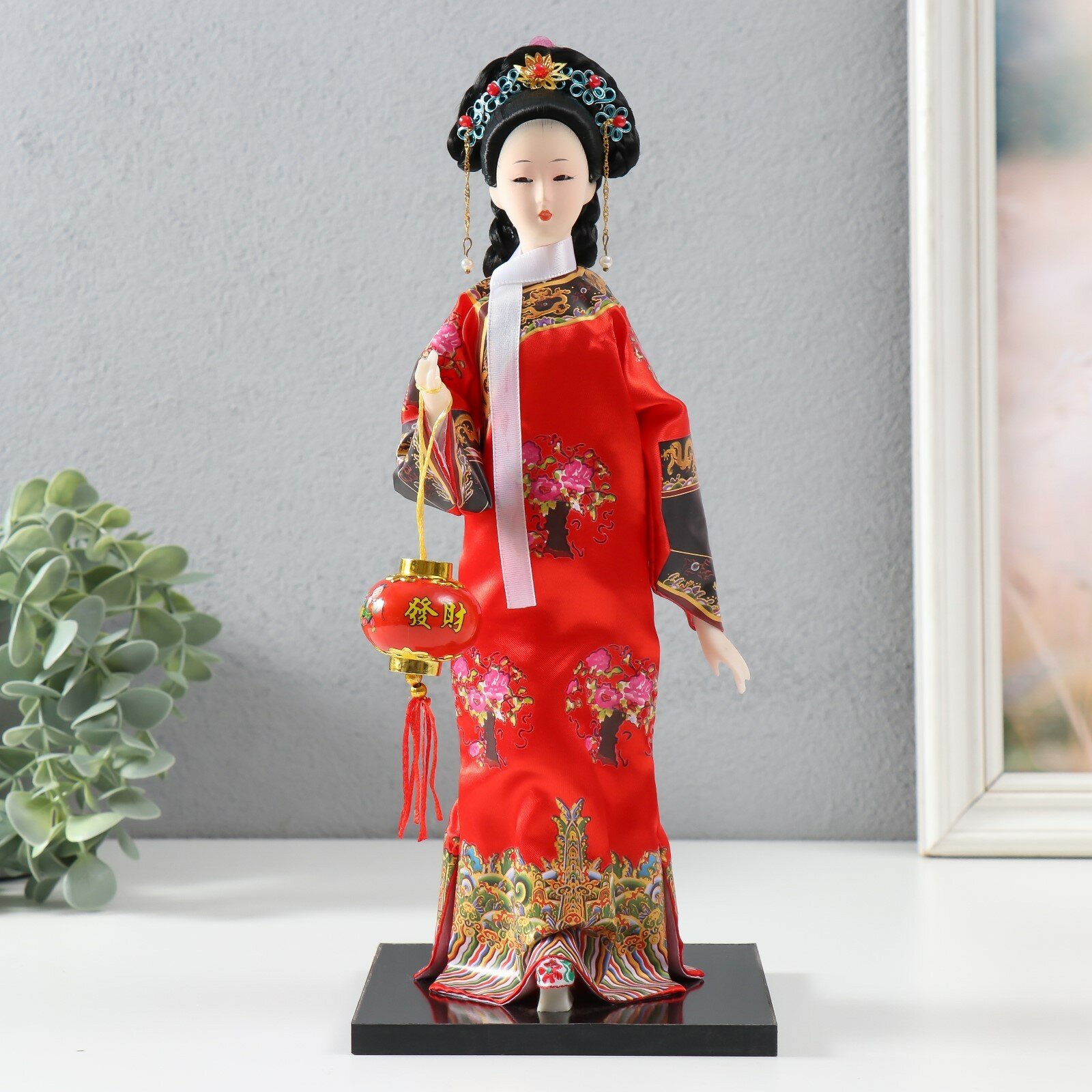 Кукла коллекционная «Китаянка в национальном платье», 28×12.5×12.5 см, микс