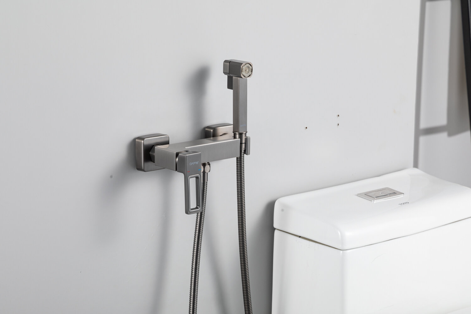 Гигиенический душ GAPPO G2017-9 оружейная сталь, латунь, управление рычажное