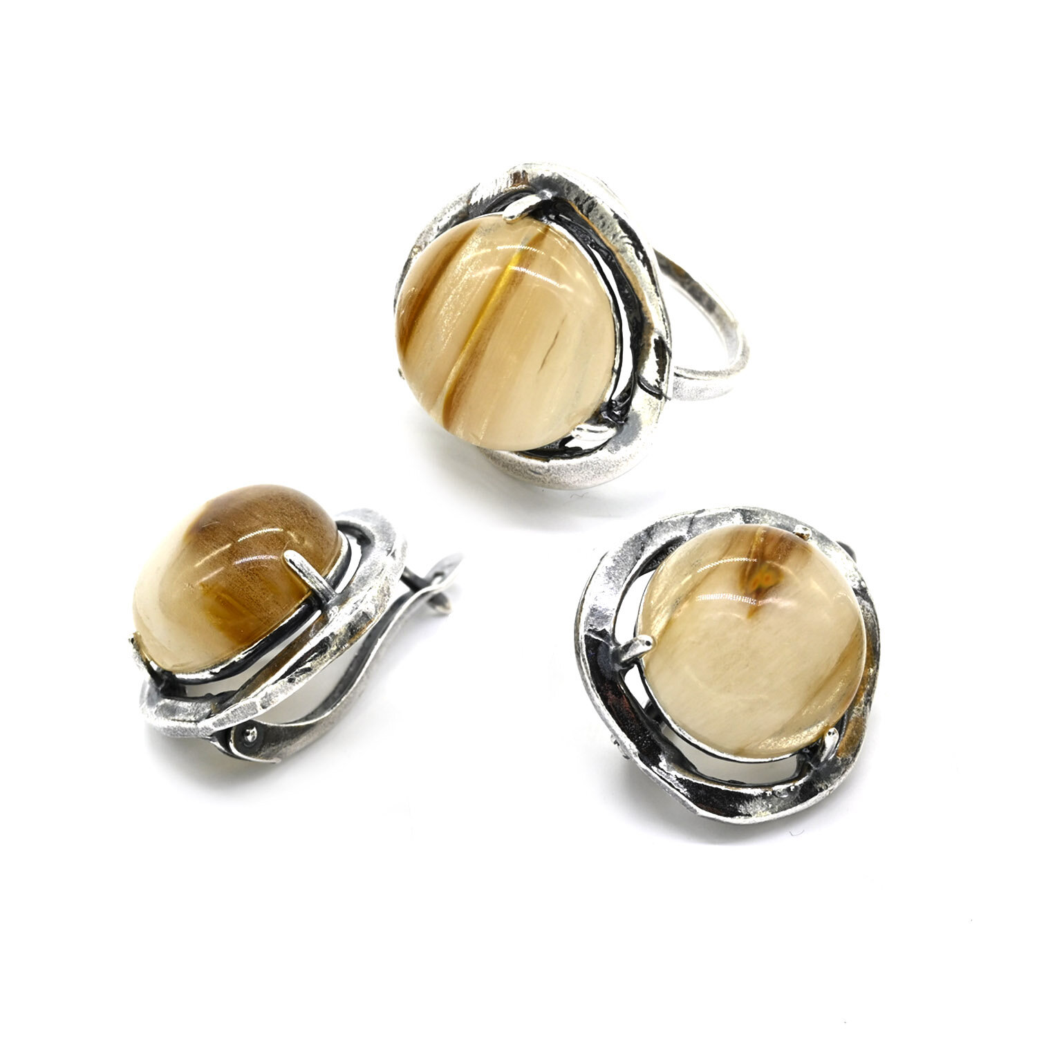 Комплект бижутерии: кольцо, халцедон