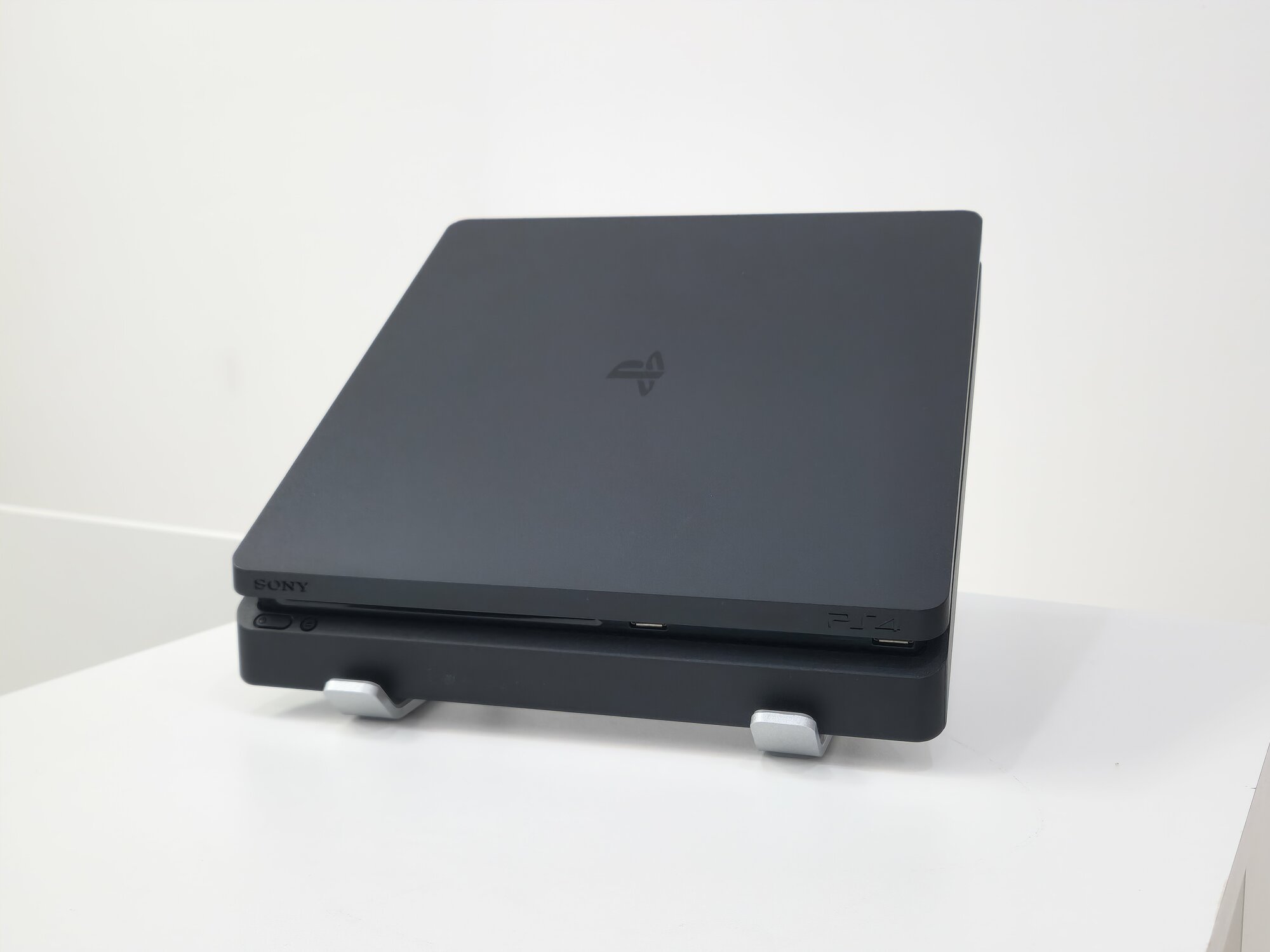 Игровая приставка Sony PlayStation 4 Slim 500 ГБ HDD, без игр, черный