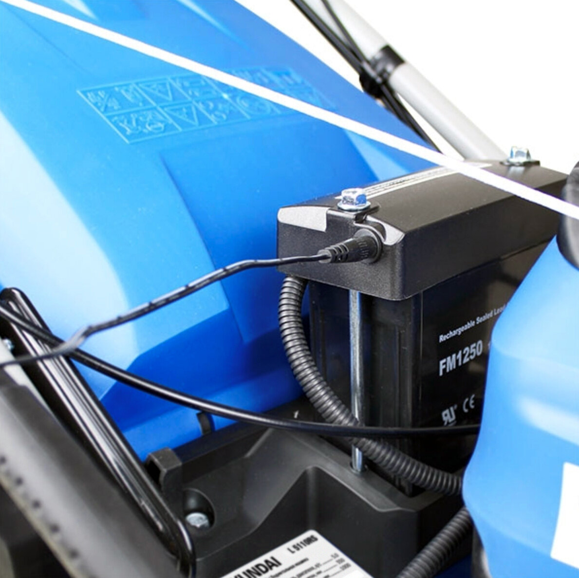 Газонокосилка бензиновая Hyundai L 5110RSE