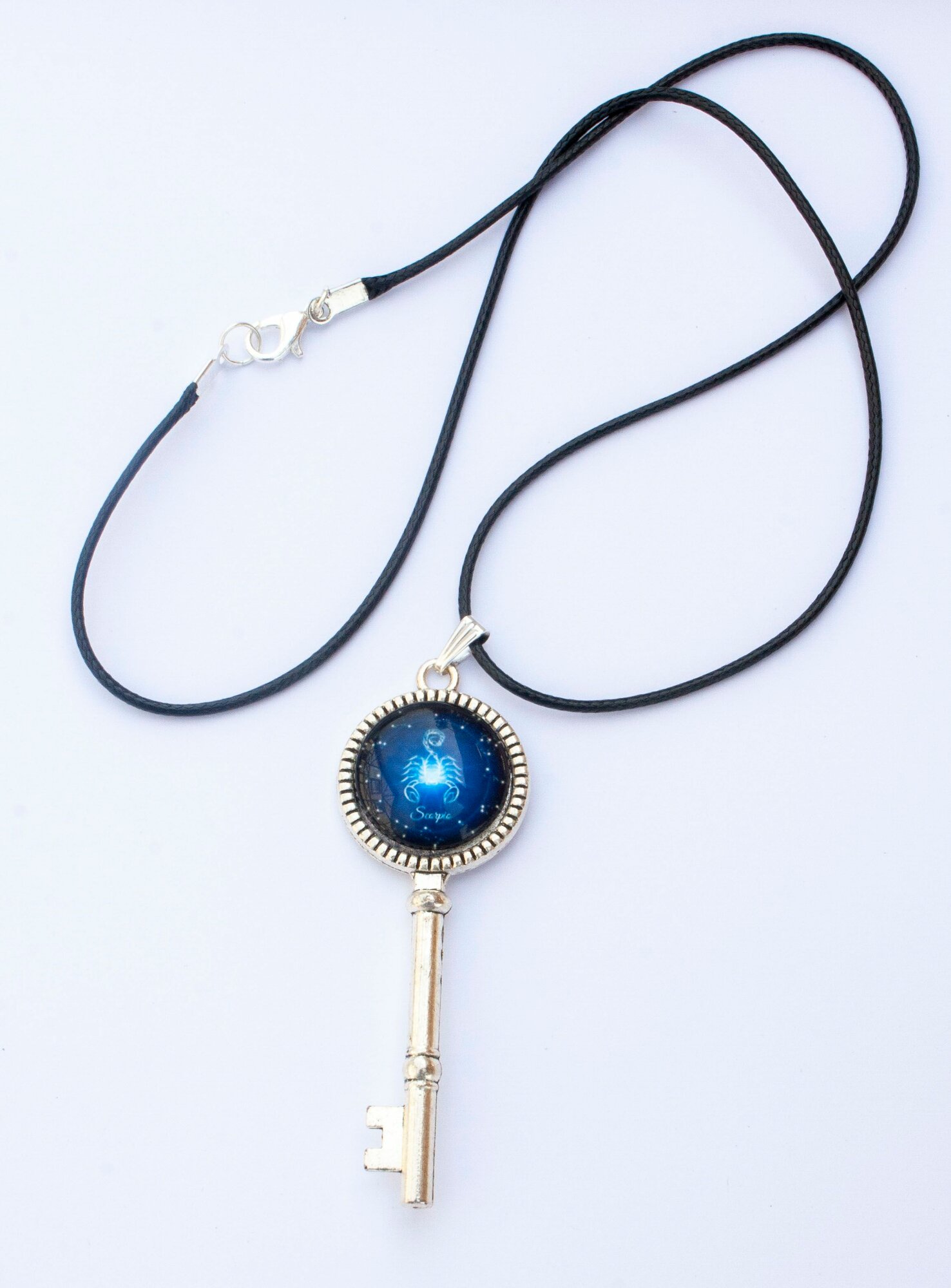 Подвеска, стекло