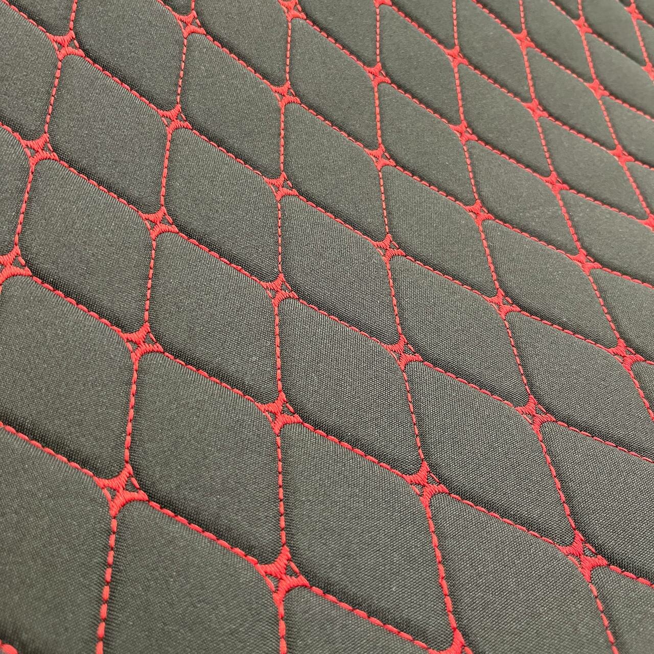 Стеганая автомобильная ткань с красной ниткой (140*50см)