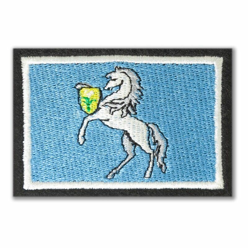 Вышитый шеврон-флажок Чертанова Северного. С липучкой. Размер 60x40 мм по вышивке.