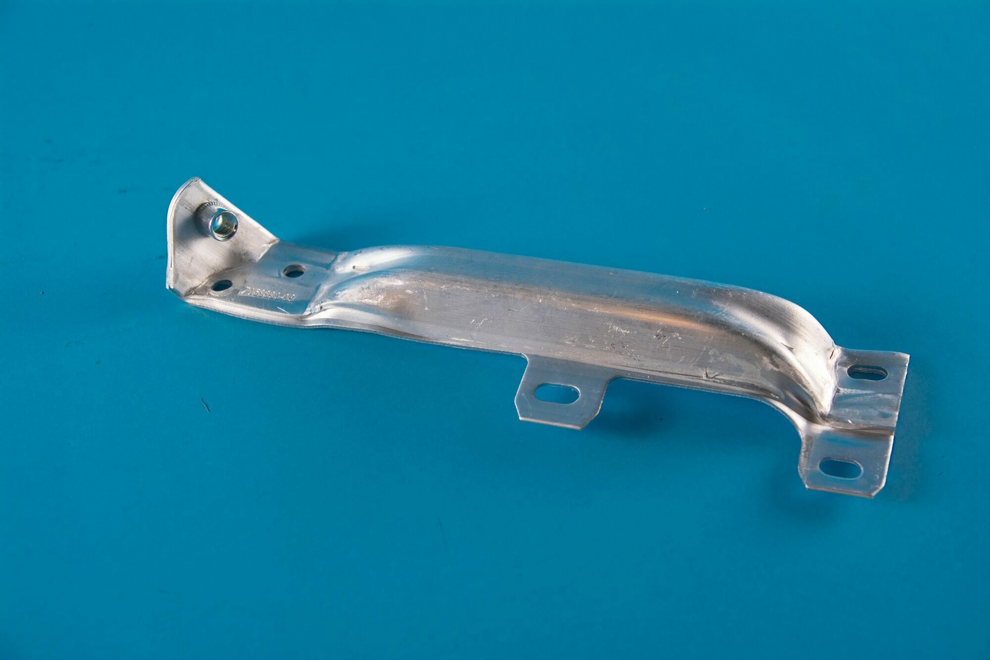 Кpонштейн, крепление, клипса усилителя переднего правый BMW 5er F10/F11/F07 2009-2017 БМВ 51117158894