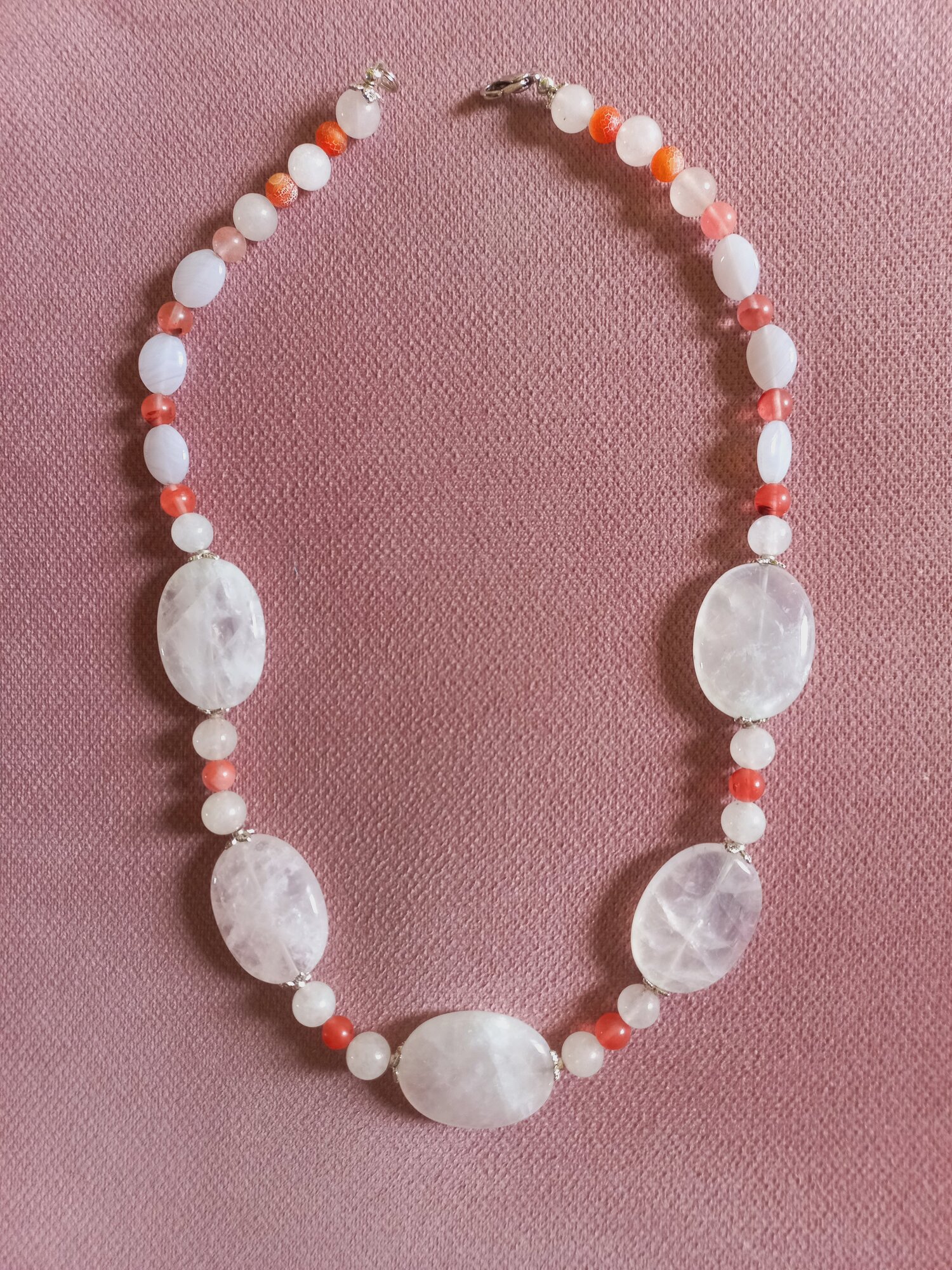 Колье, кварц