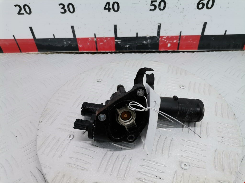 Корпус термостата Renault Megane 3 110605536R арт. 1592436
