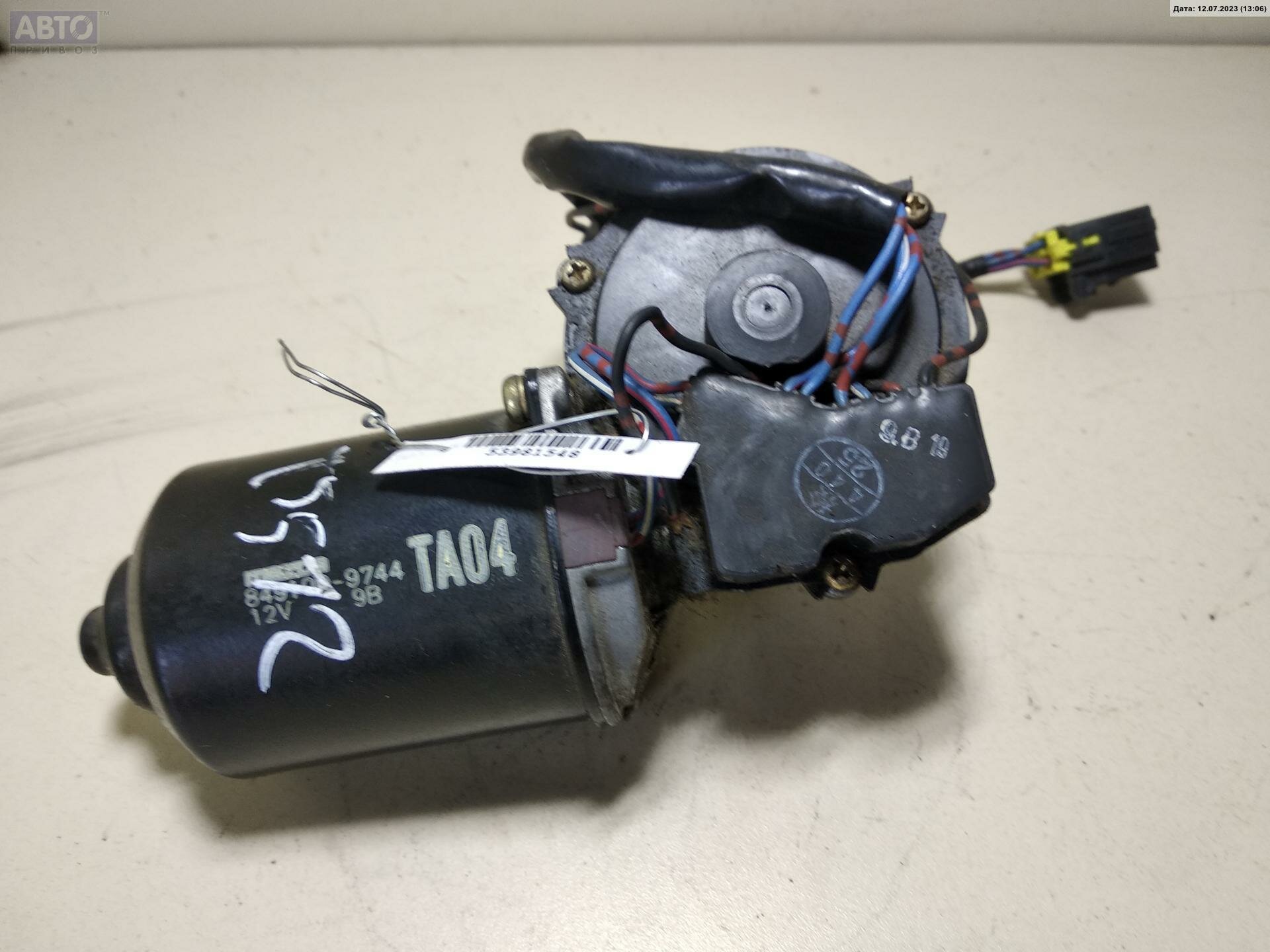 Двигатель стеклоочистителя переднего (моторчик дворников) Mazda Xedos 9