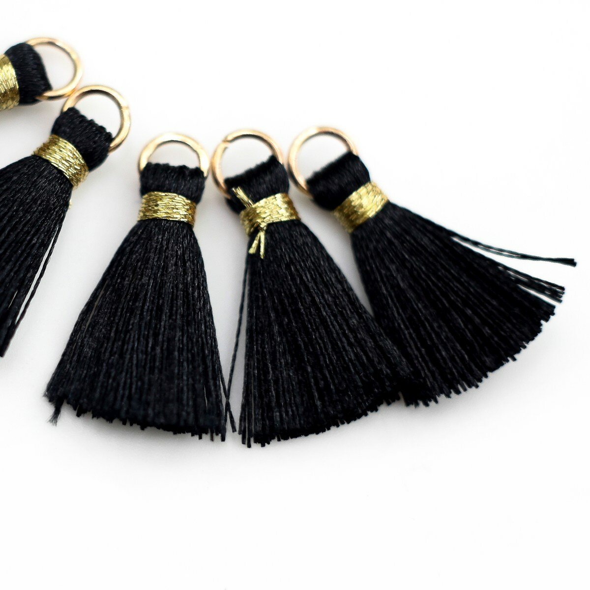 Кисточка декоративная 10 шт./ Декор для рукоделия, шитья, украшений, нейлон/латунь, 23-27x5 мм, цвет черный