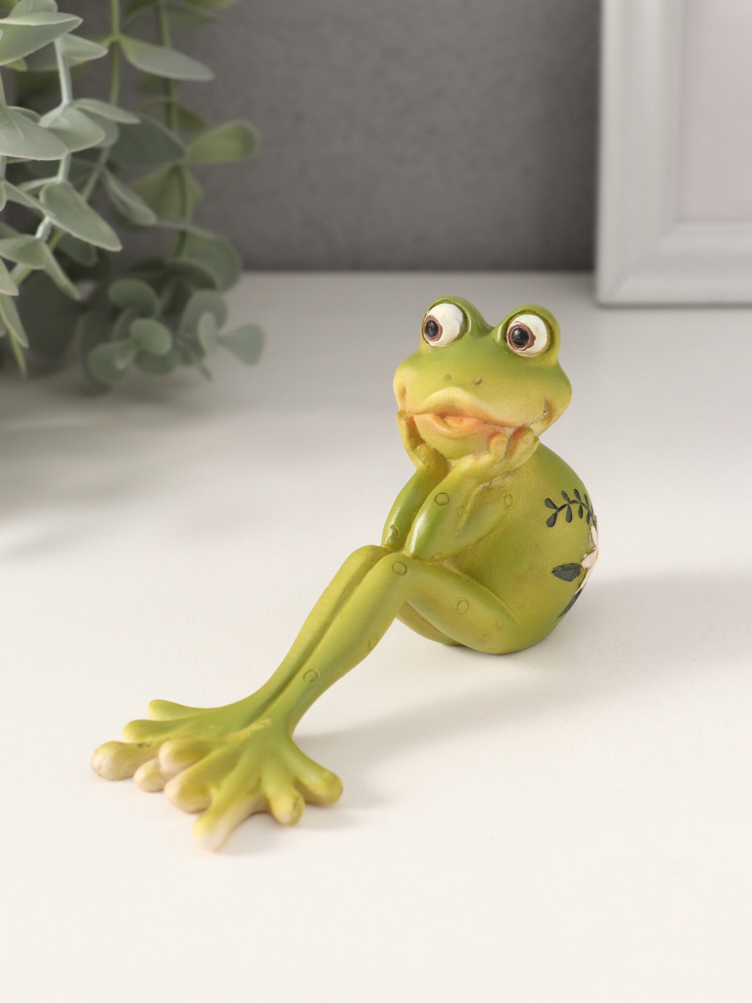 Фигурка «Лягушонок - что же будет?», полистоун, 15.5×6×7 см