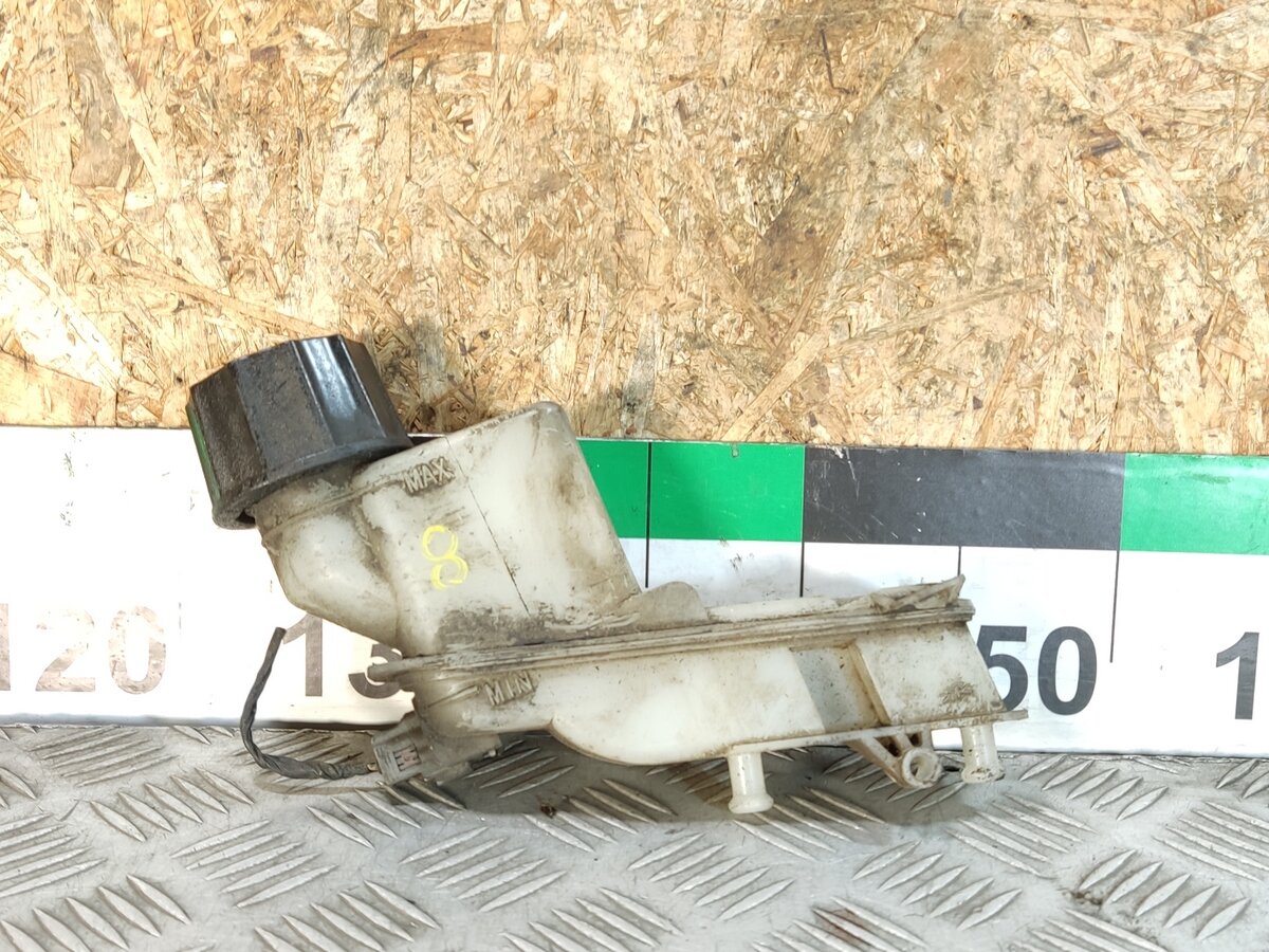 Бачок главного тормозного цилиндра MAZDA 6 GG GJYA4355XA