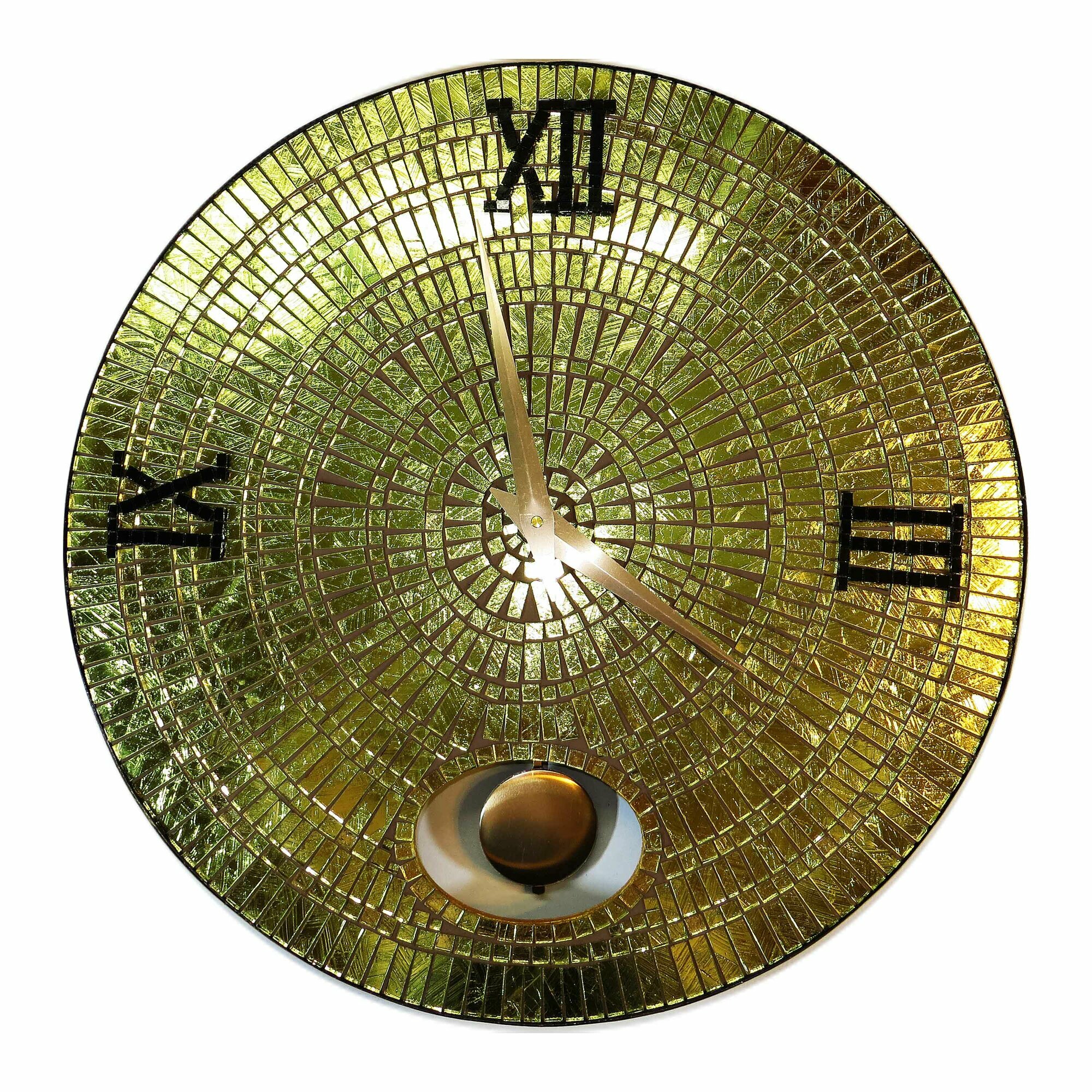 Большие настенные часы c маятником VIZANTIS "The Winged Solar Disk"