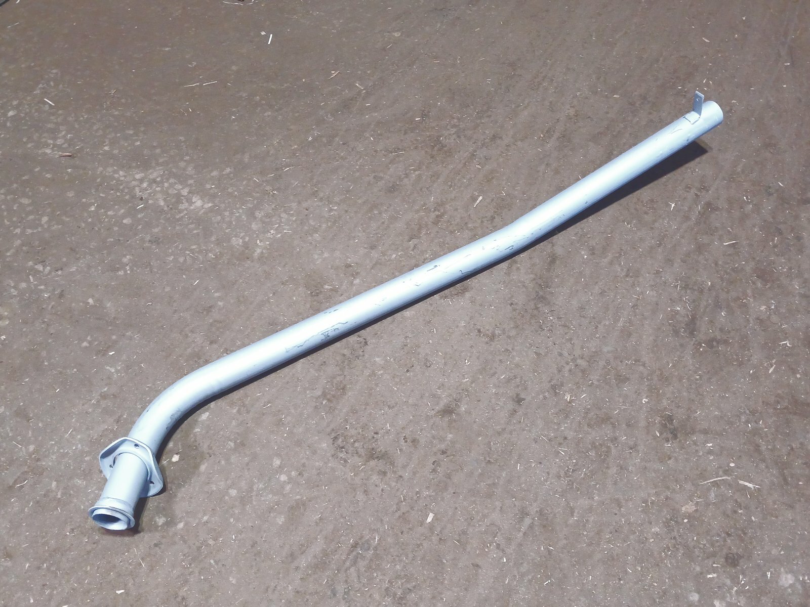 Труба выхлопная с фланцем левая короткая