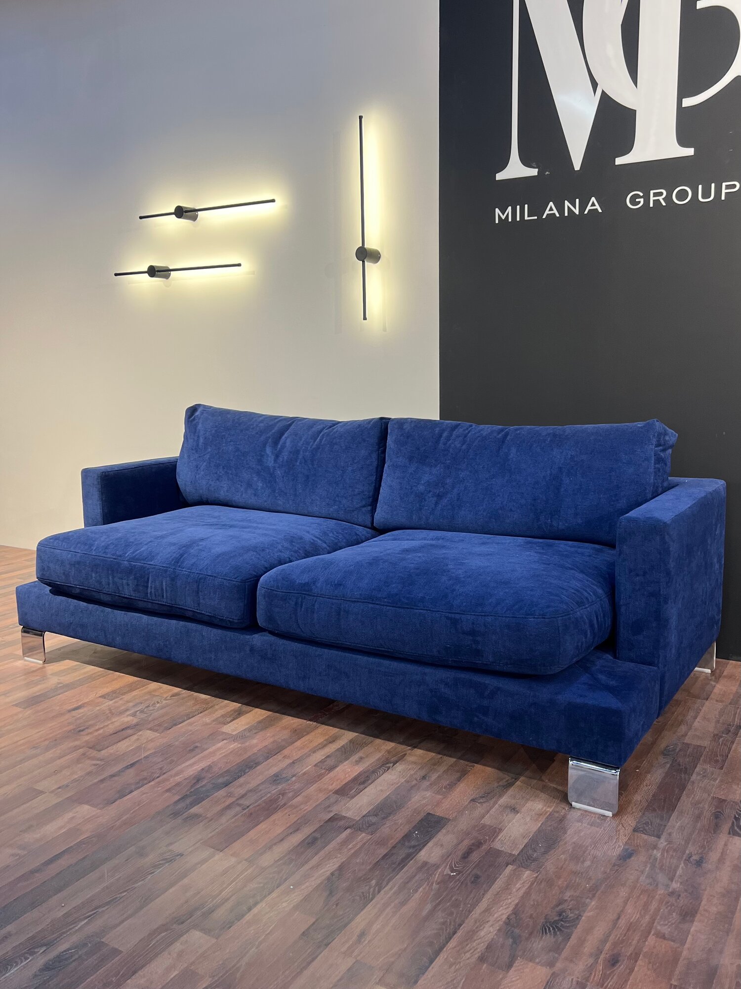 Прямой диван / подушки с эффектом памяти / микрошенилл