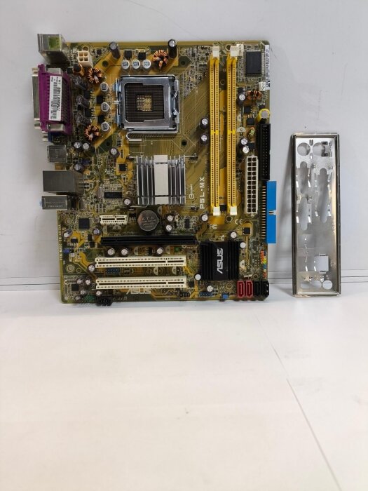 Материнская плата 775 Asus P5L-MX + Pentium D 920 2,8GHz + ОЗУ 2Gb + задняя планка