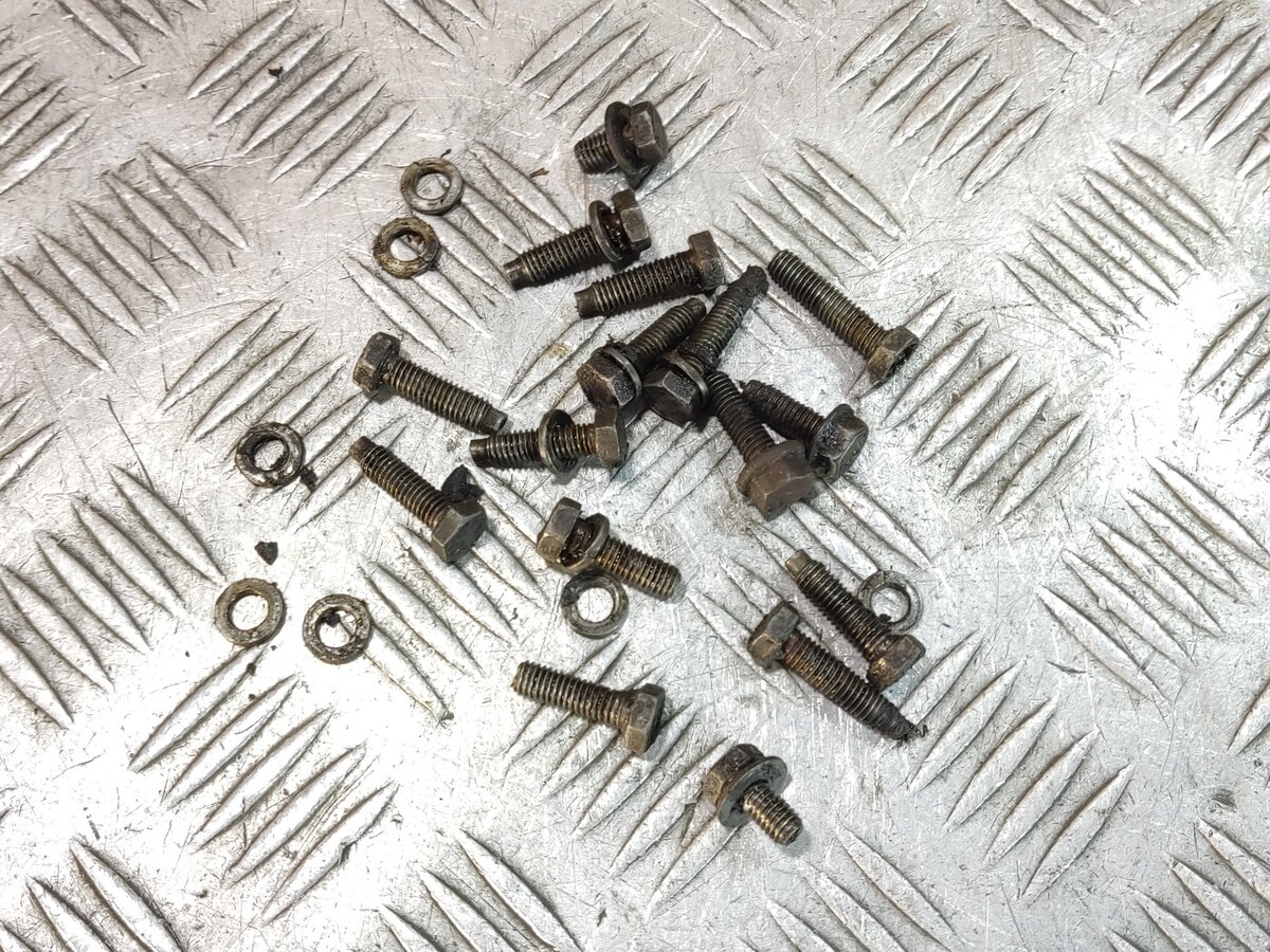 Болт Гайка поддона RENAULT CLIO 1991-1998 7703002978