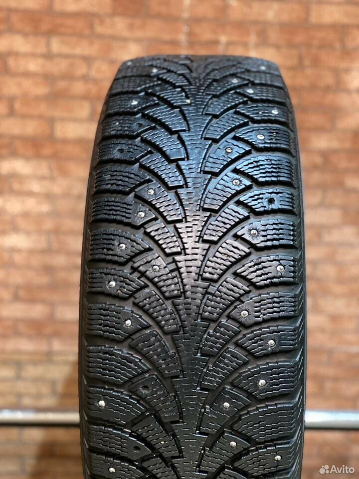Nokian Tyres Nordman 4 215/60 R16