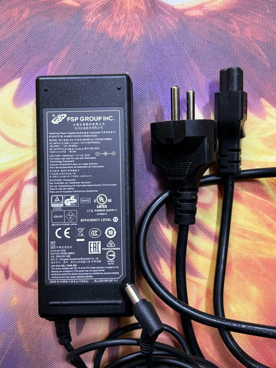 Адаптер питания для ноутбука FSP FSP090-DBBN3