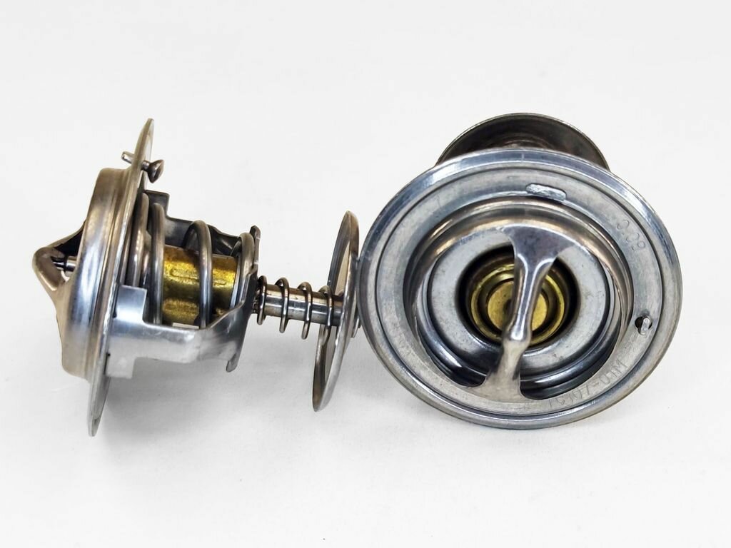 Термостат для а/м КаМАЗ, урал, ЗИЛ, комплект: 2 термостата, 1 прокладка, t - 80