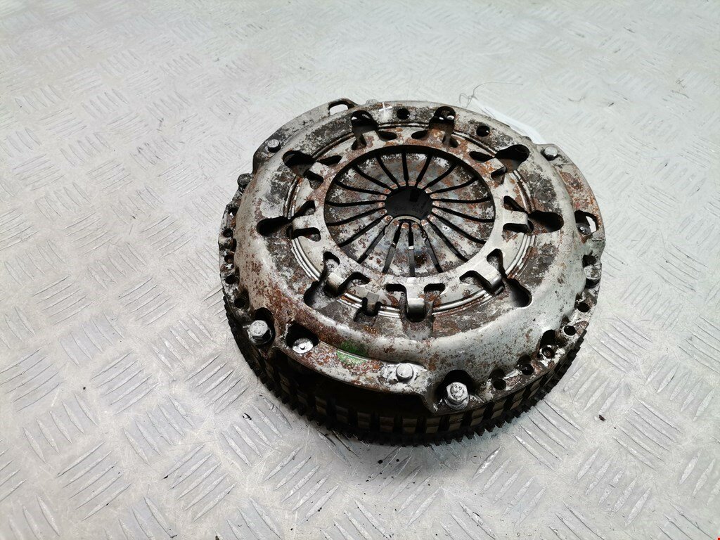 Маховик (демпфер сцепления) Renault Scenic 1 8200441369 арт. 1414316