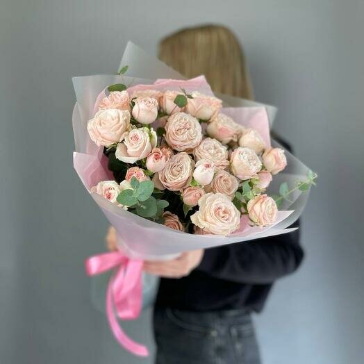 Букет из кустовых роз "Бомбастик" от Di_Flowerslab, размер S