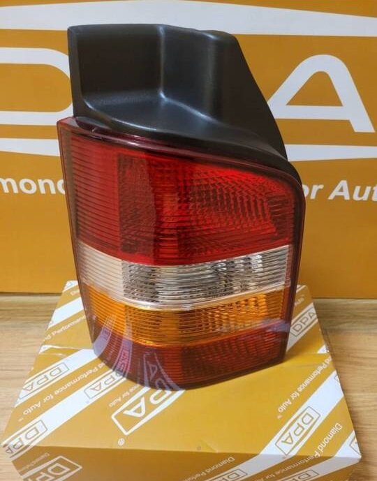 Фонарь задний левый VW Transporter T5 2003-2015 (ОЕ: 7H0945095G/7H0945095J)