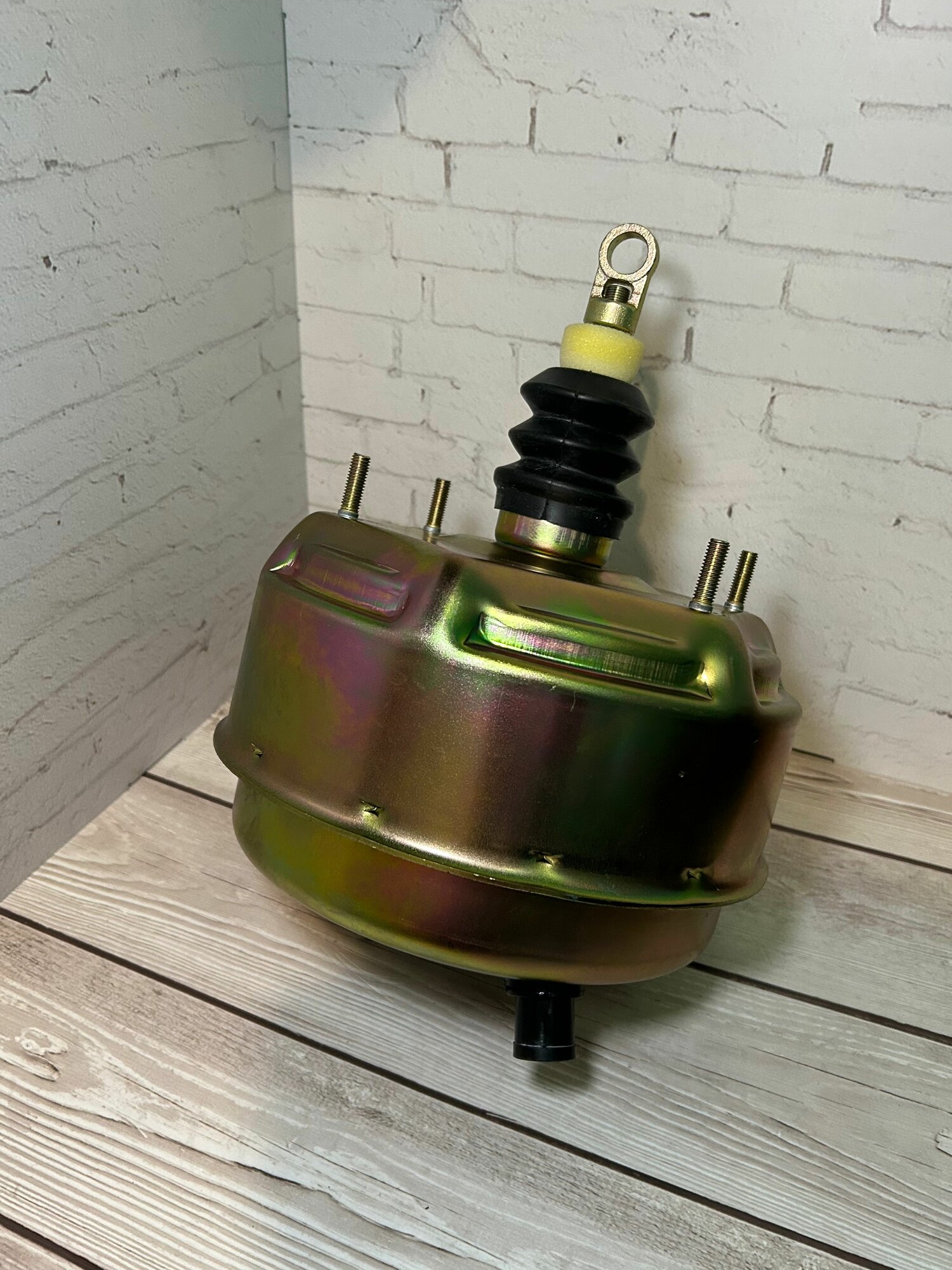 Усилитель вакуумный тормозов для а/м г- 3302, 2410 (новый) арт. 24-3510010-02