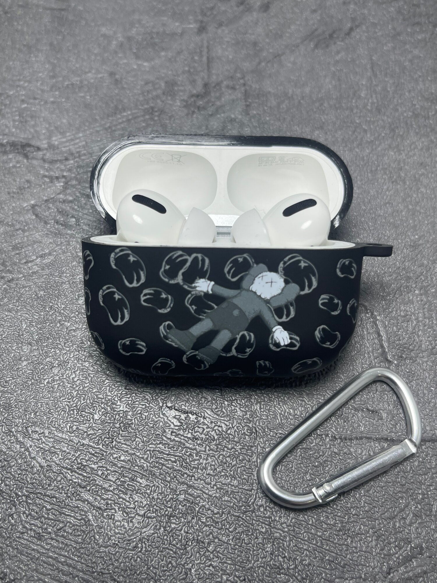 Чехол Luxo для беспроводных наушников AirPods Pro , ударопрочный , с карабином