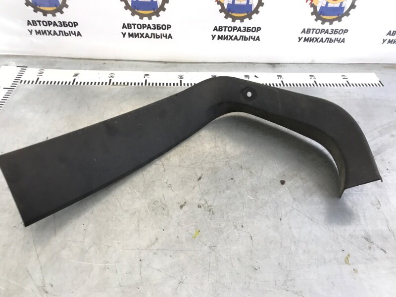 Обшивка двери багажника Opel Astra H 2004 лев. (б/у) 332004790