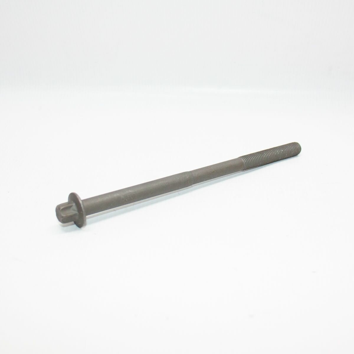 Болт ГБЦ головки блока цилиндров 1.5 Zotye T600 (2013 - 2021) 1003061001B11