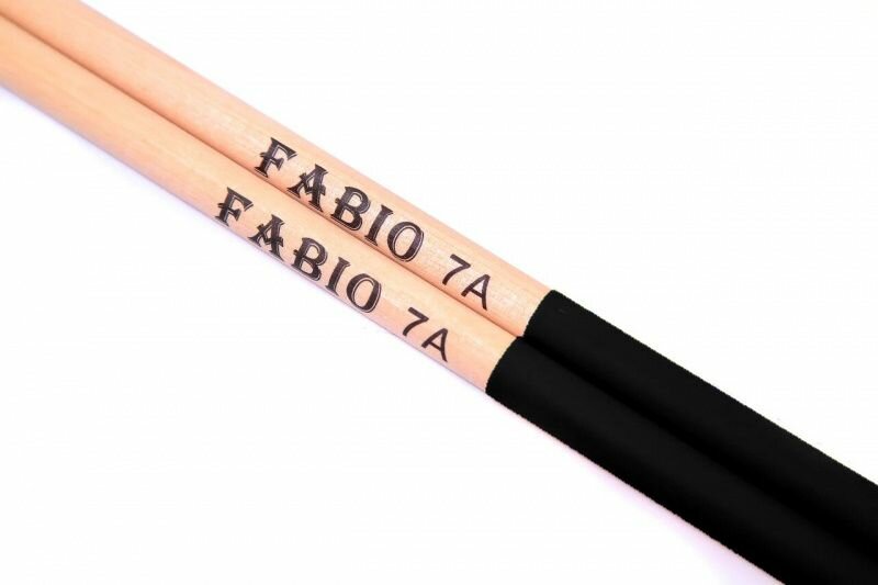 Fabio 7A - барабанные палочки, черные ручки