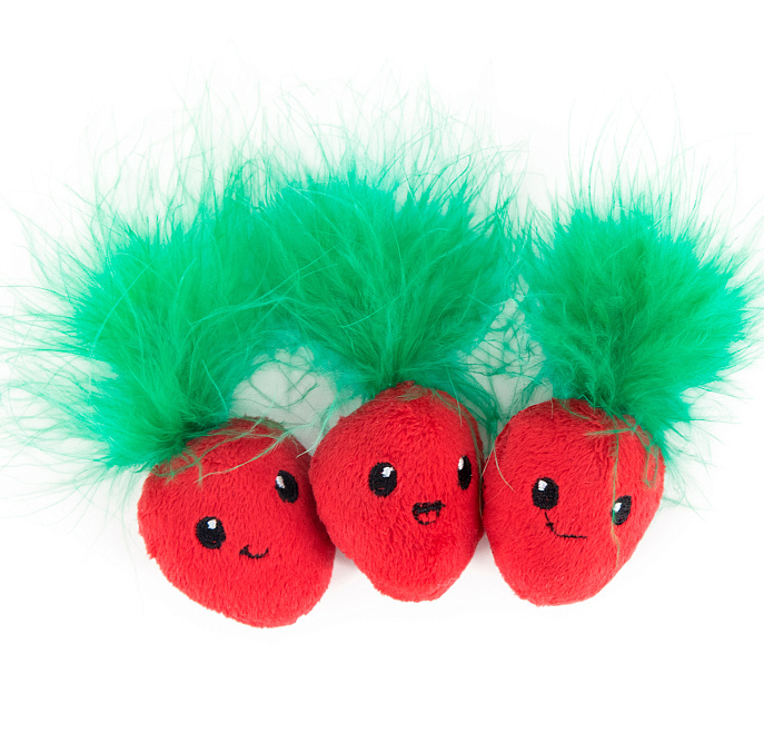 Игрушка Petstages для кошек "Клубнички", 3 шт в комплекте