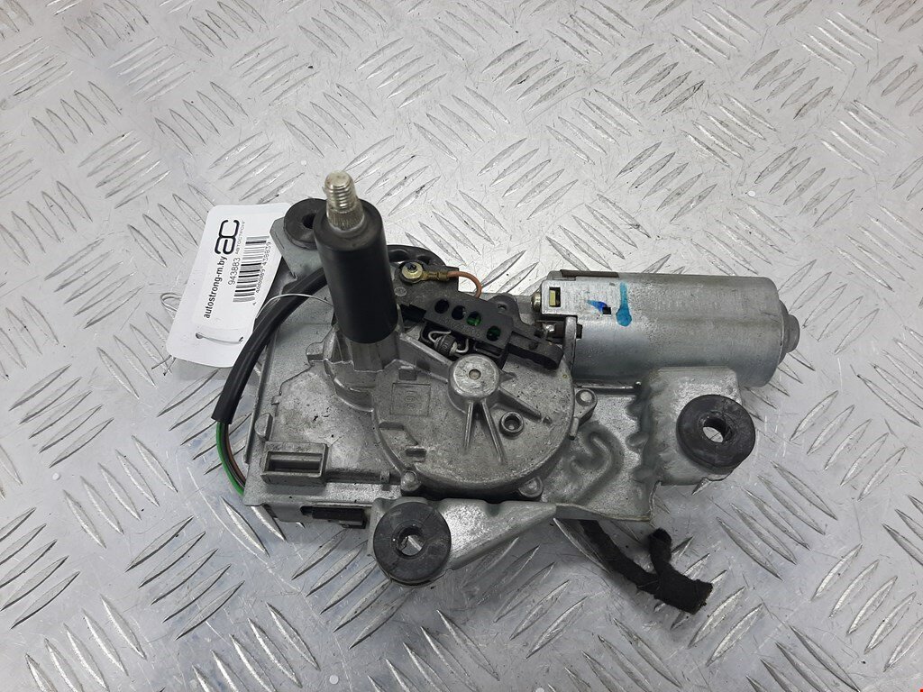 Моторчик стеклоочистителя задний Mitsubishi Carisma MR361209 арт. 943883