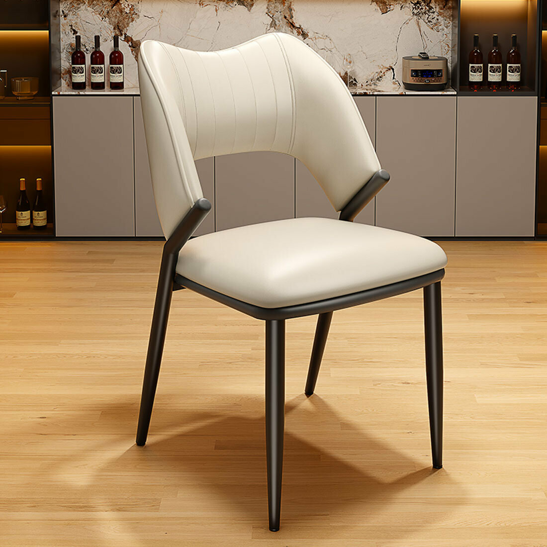 Стул кожаный на металлических ножках Homeda (белый)