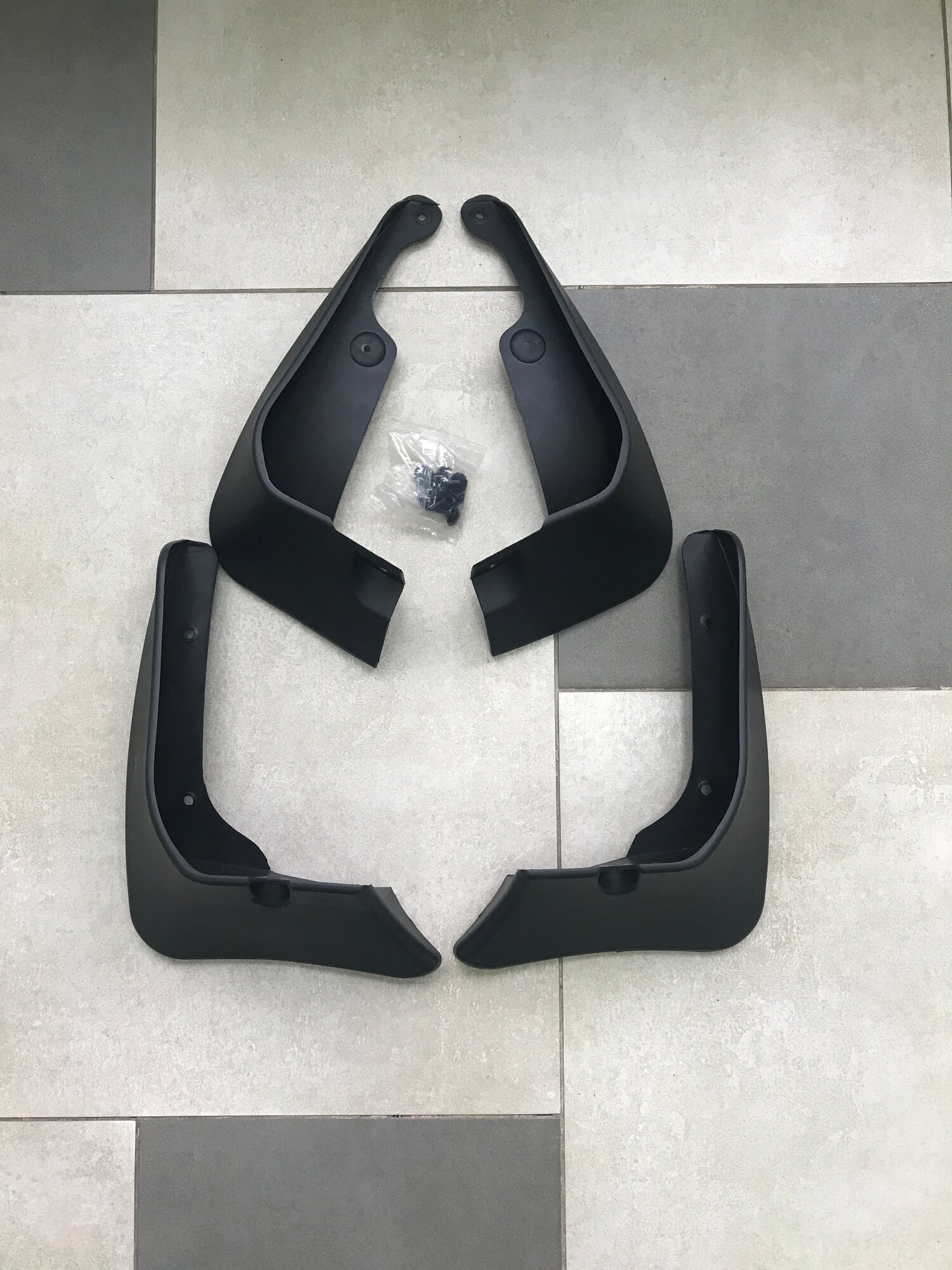 Комплект брызговиков Toyota Camry V55 (2015-2021)