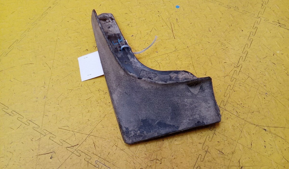 Брызговик задний Polo (HB) Volkswagen 6R0075101