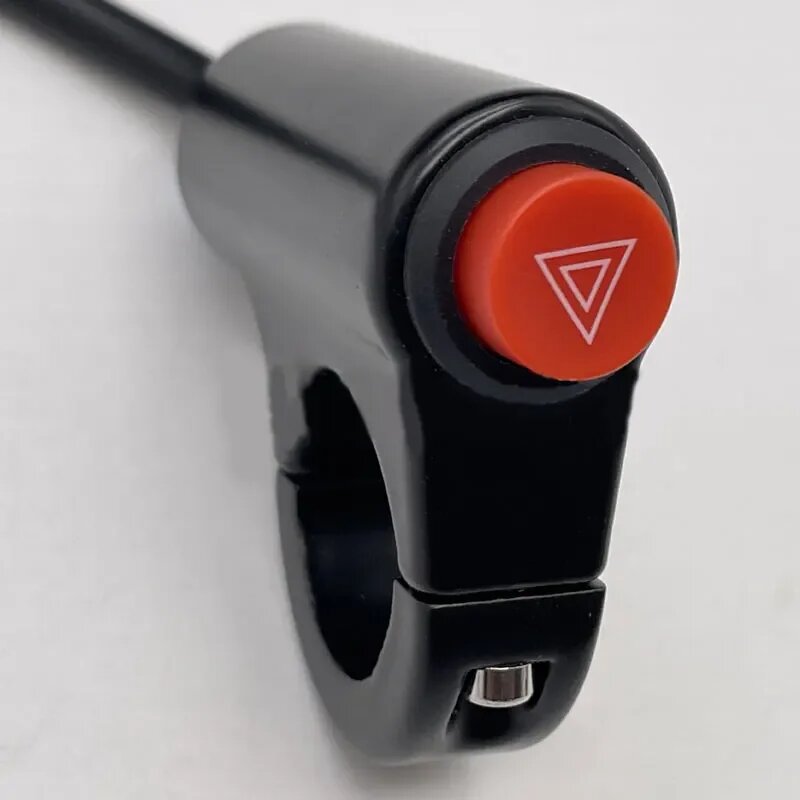 Универсальная кнопка включения и выключения мотоцикла, переключатель управления, вспышки на руле, сигнальная лампа для фар, аварийные выключатели, аксессуары для мотоциклов
