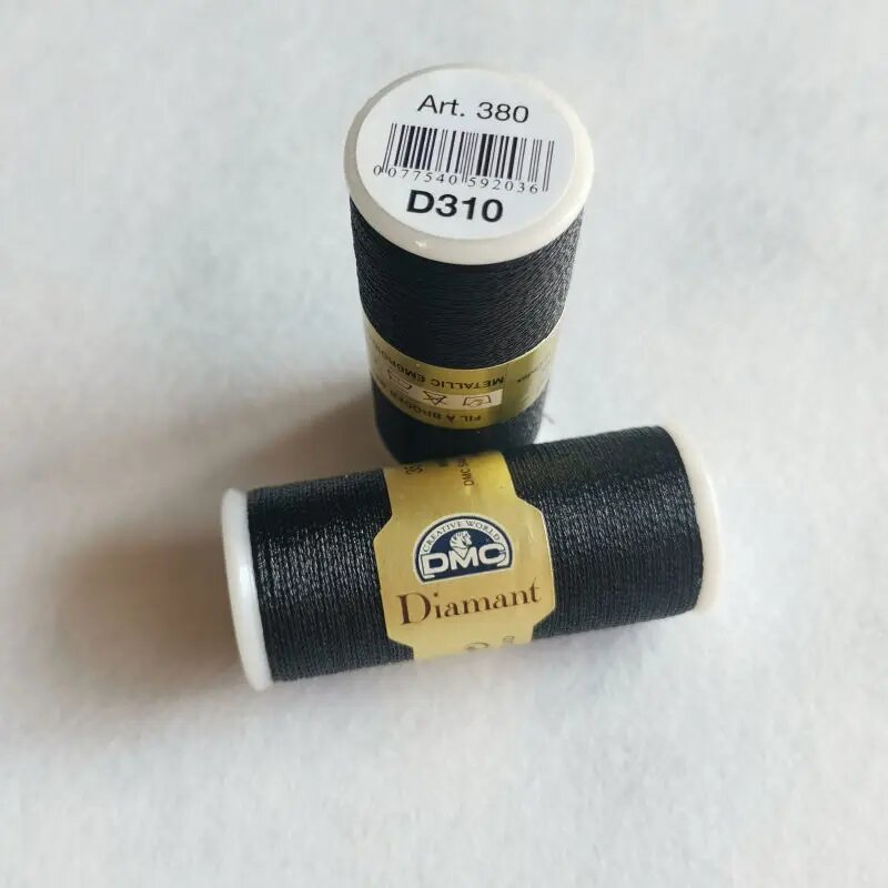 Металлическая нить для вышивания DMC D310