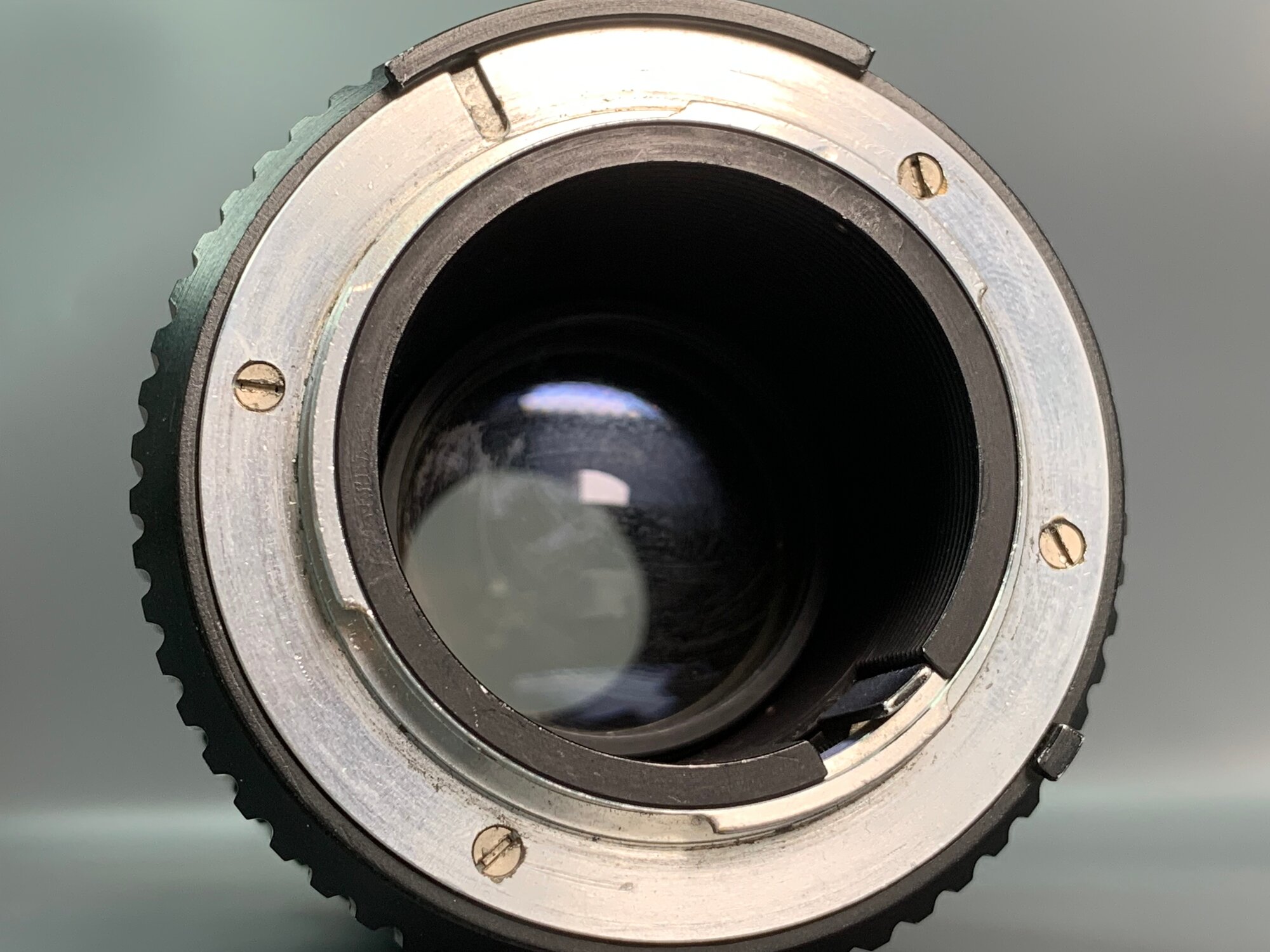 Объектив Телеар-н 3.5/200mm внутри грибок