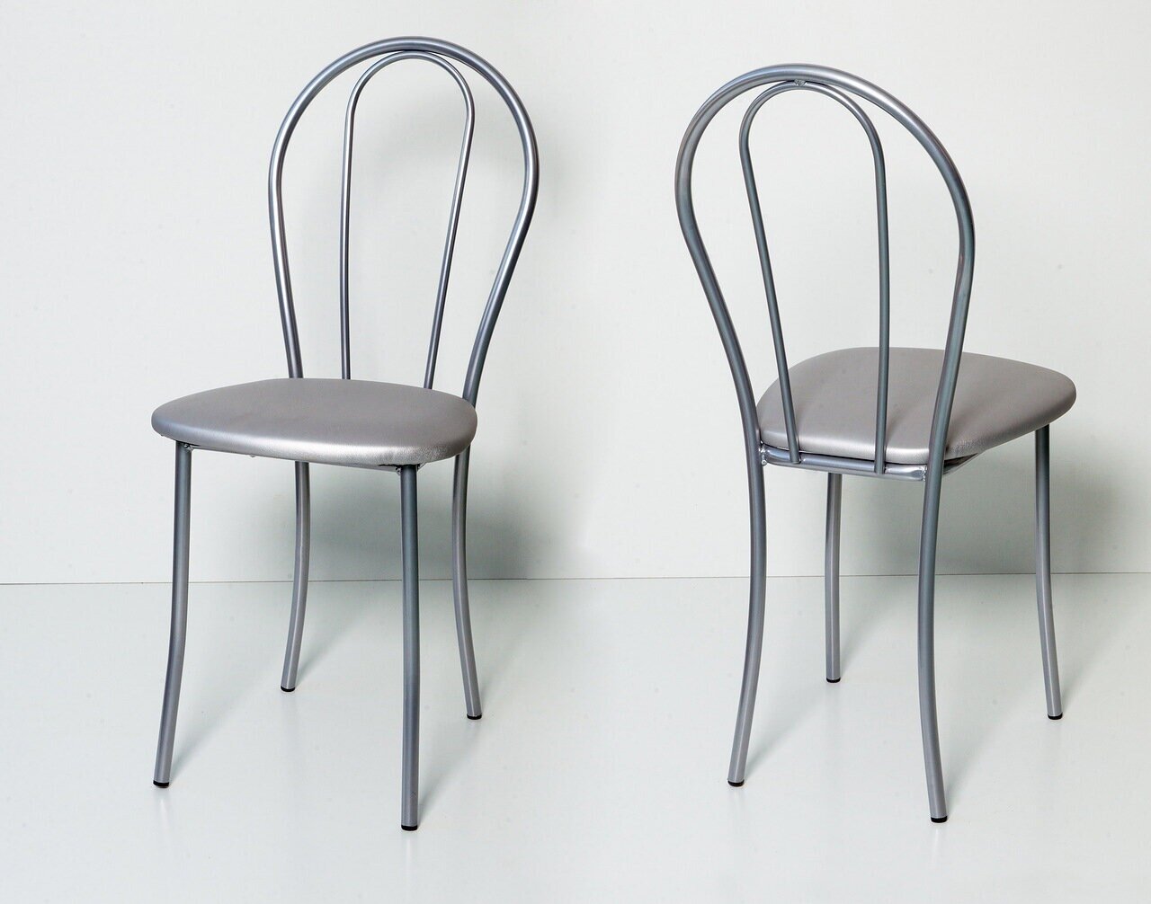 Стул Betel венский Серебро/С.-116 Размеры: Высота 920мм Глубина 490мм Ширина 400мм