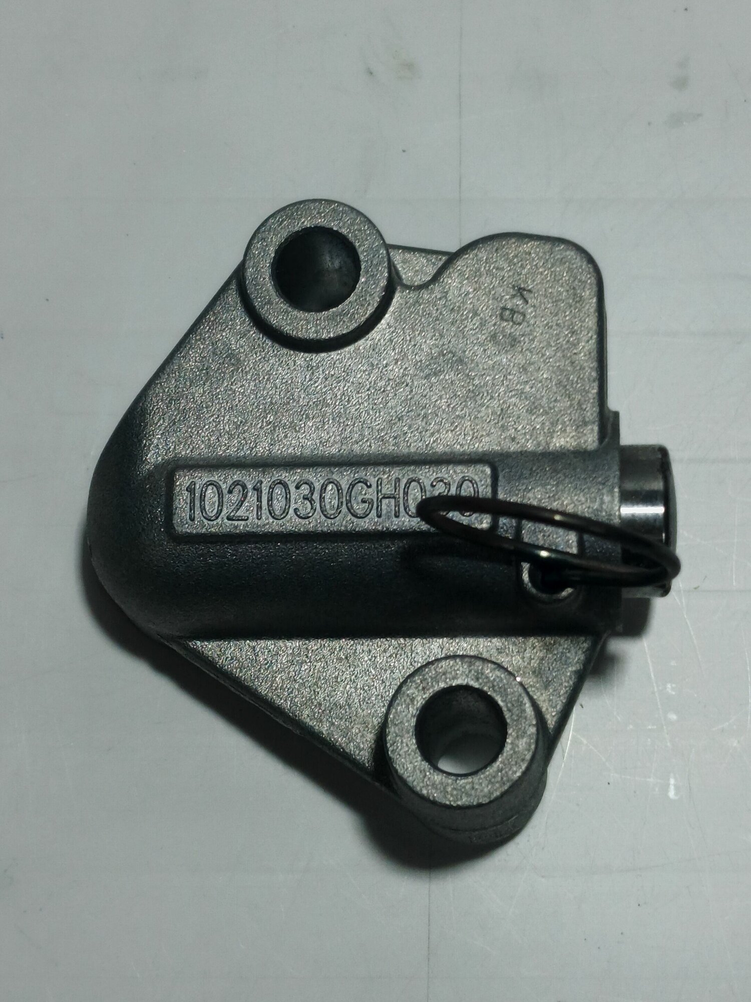 Натяжитель цепи ГРМ JAC J3 [1.3 16V 5MT внедорожник] 1021020GH030