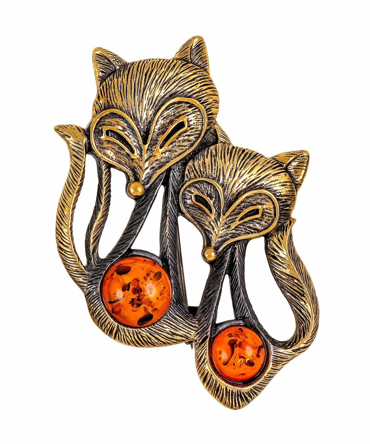 Брошь, янтарь