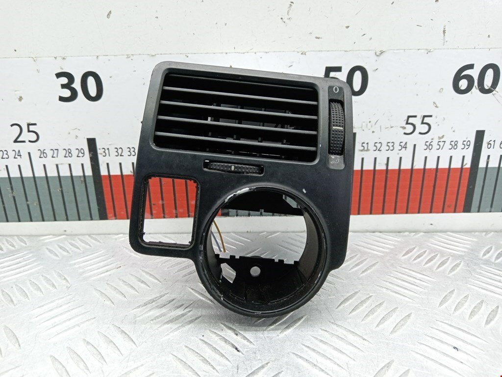 Дефлектор обдува салона Volkswagen Bora(Jetta) 1J1819703D арт. 2072879