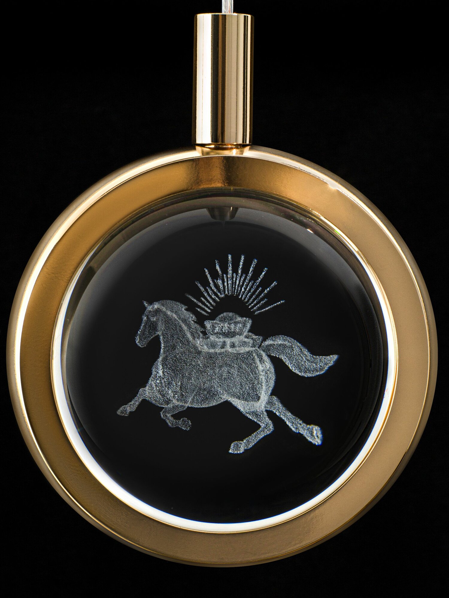 Подвесной светодиодный светильник золотой (лошадь)