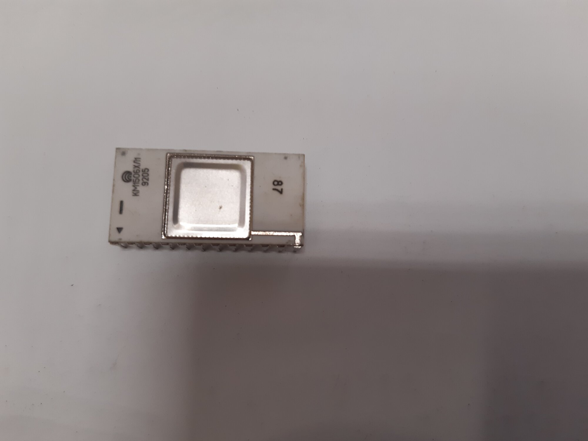 Микросхема КМ1506ХП1 1992г) (упаковка 10 штук)