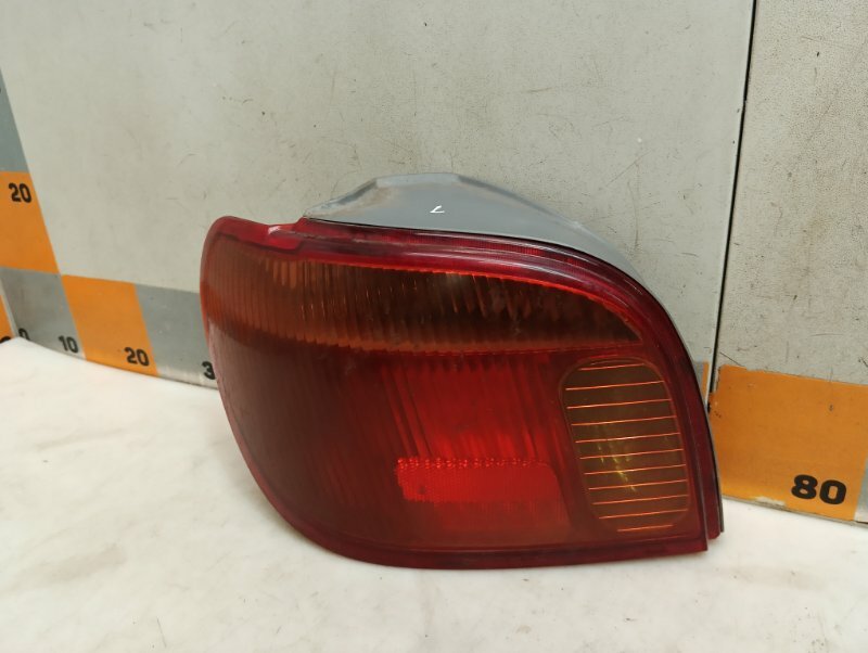 Б/У оригинал, 5 дверей, Тойота Витц Фонарь задний левый Toyota Vitz 2002 327058 TOYOTA арт. 8156052380