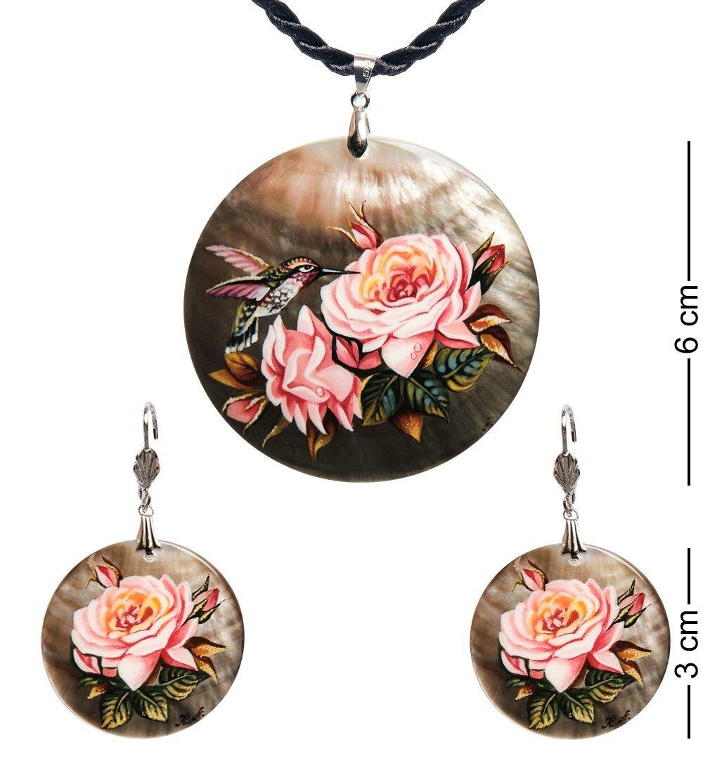 Комплект бижутерии: подвеска, серьги, перламутр