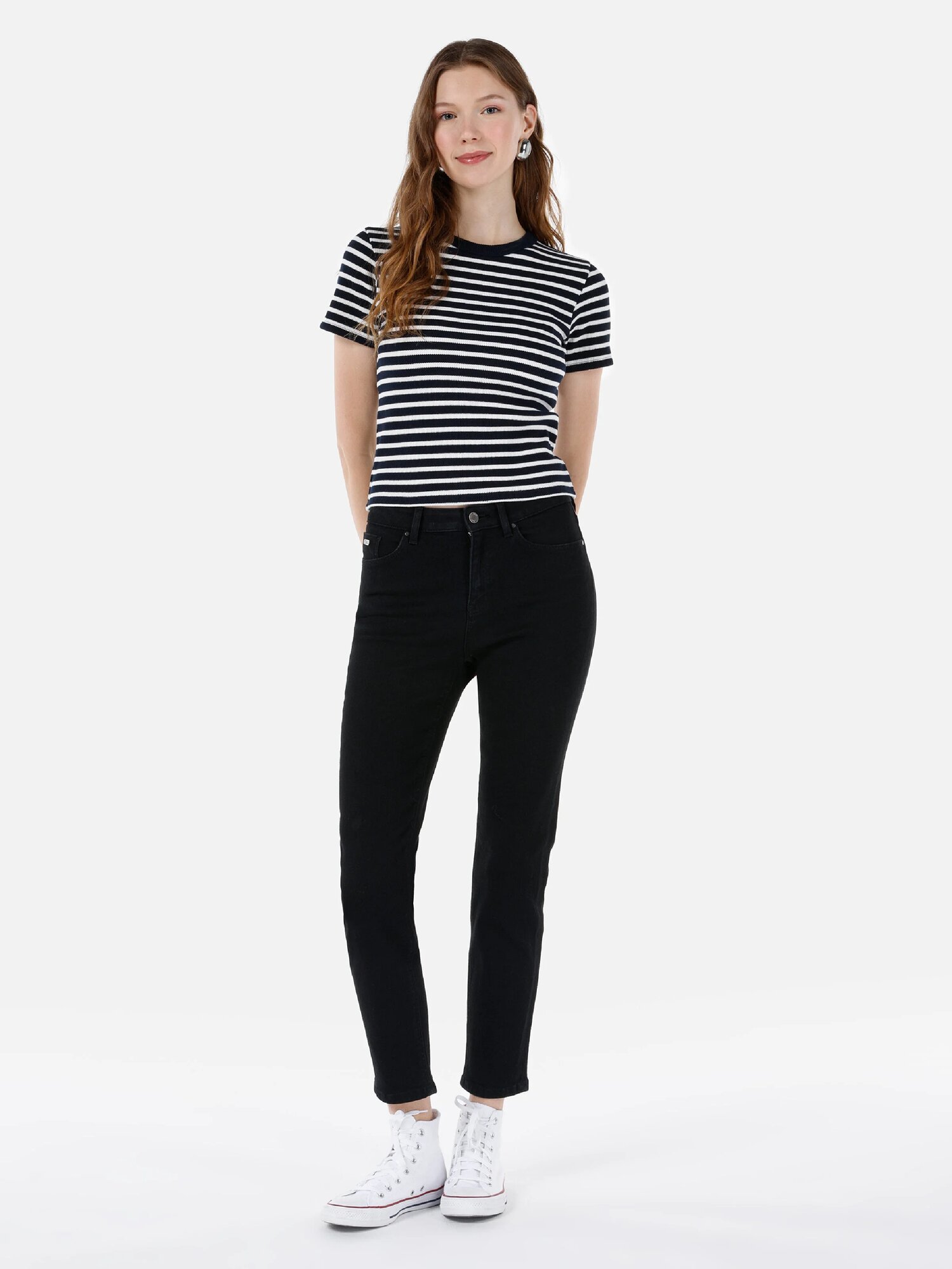 Джинсы 703 CARLA Slim Fit 